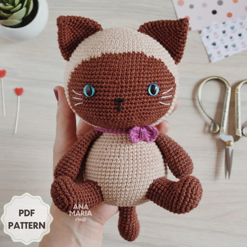 Gata Mel – Receita de Amigurumi em PDF – Ana Maria Craft